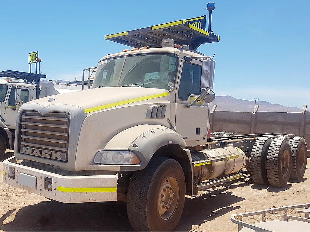 CGR vende Camión Chassis MACK GU-813E, Año 2010